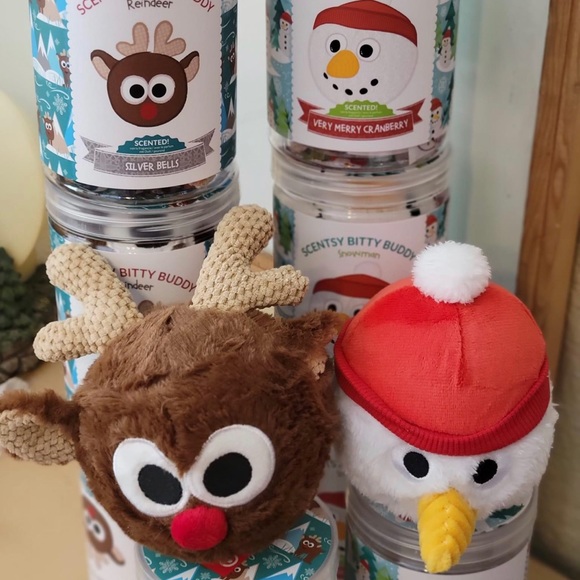 Scentsy | Toys | Snowman Scentsy Bitty Buddy With Very Merry Cranberry ...